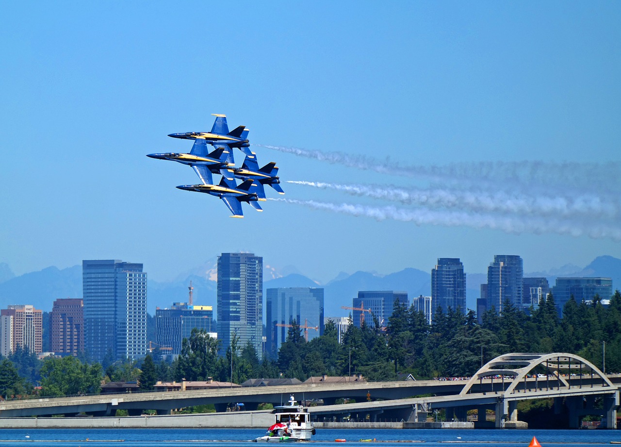 Seafair Weekend: Blue Angels Air Show and Hydro Races | Seattle Area ...