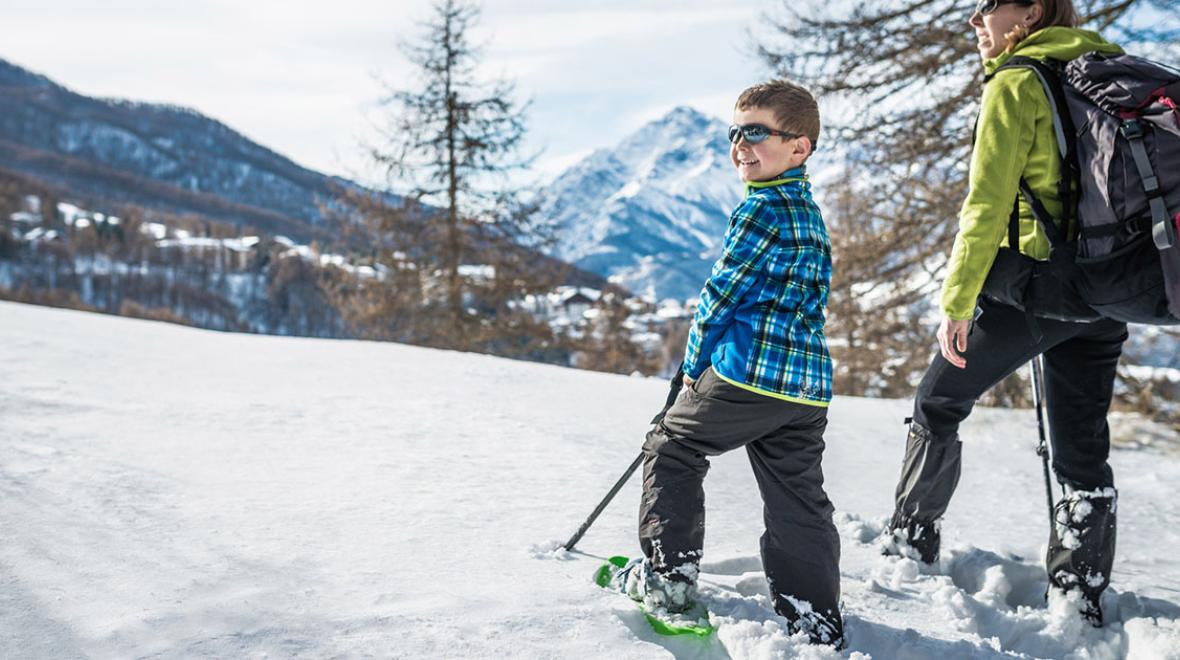 Snowshoeing 101 for Seattle-Area Families | ParentMap