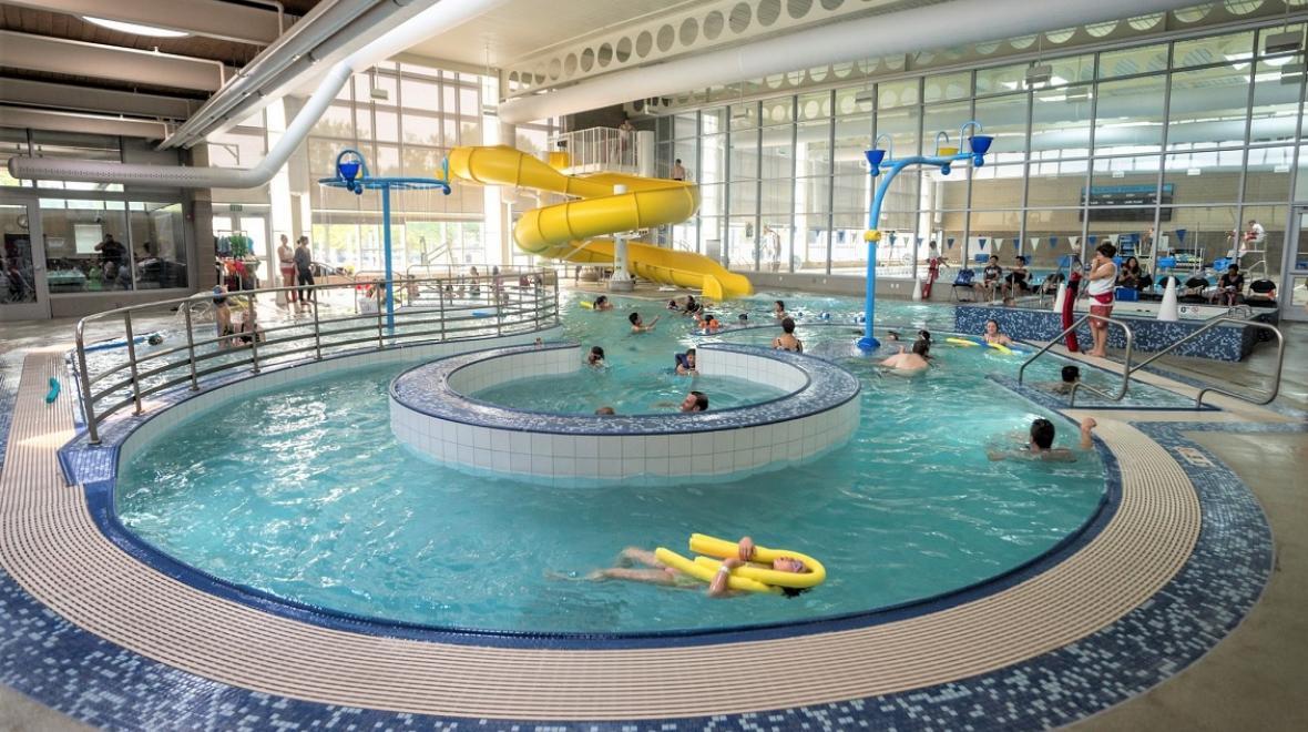 Best Indoor Pools in Seattle for Swimming With Kids and Families ...