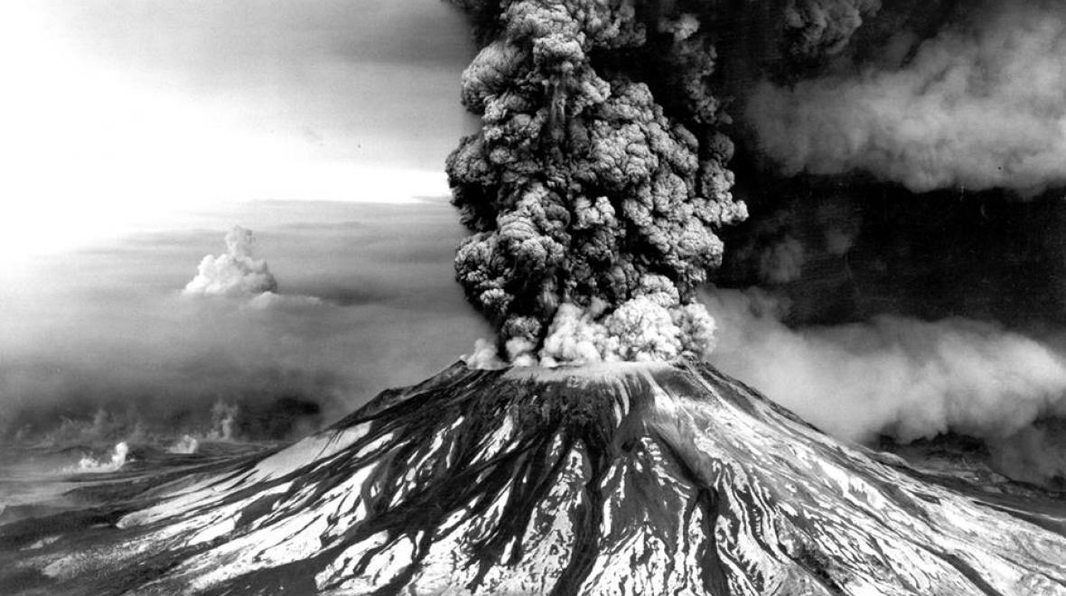 Living in the Shadows: Volcanoes of Washington | Seattle Area Family ...
