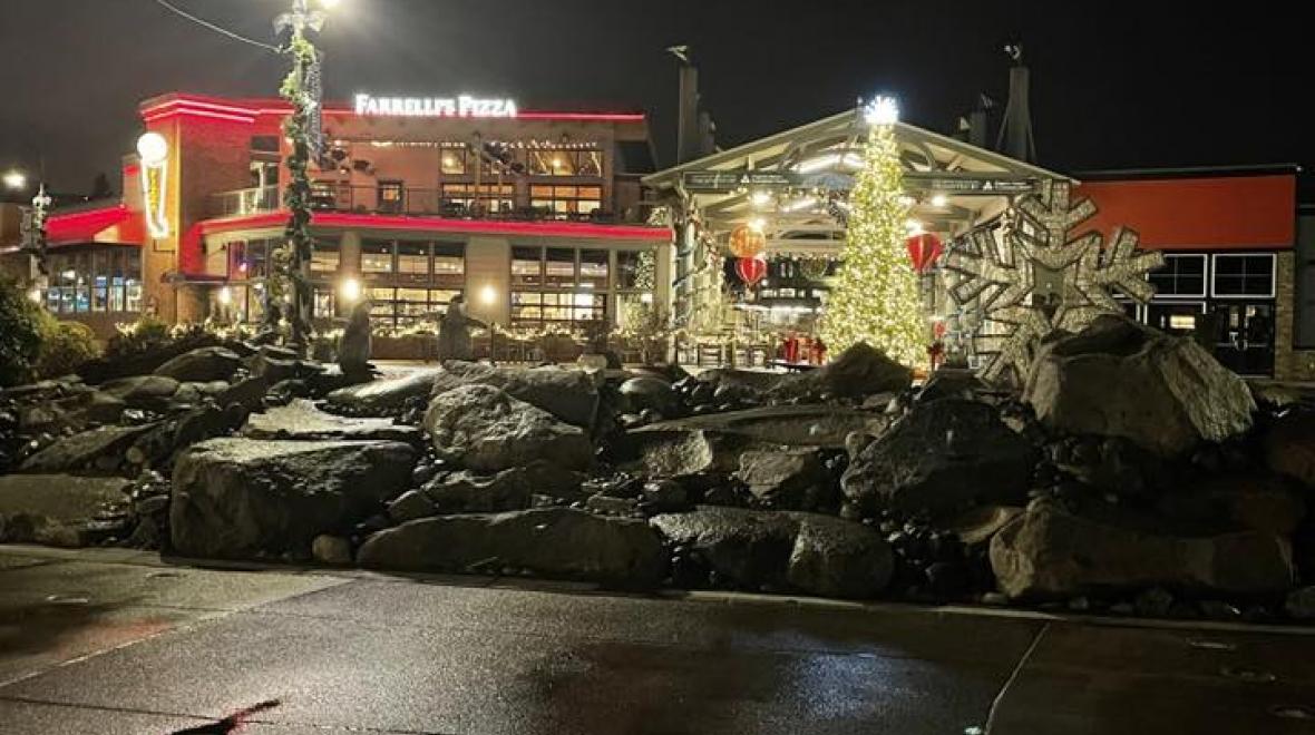 Point Ruston Tree Lighting | Seattle Area Family Fun Calendar | ParentMap