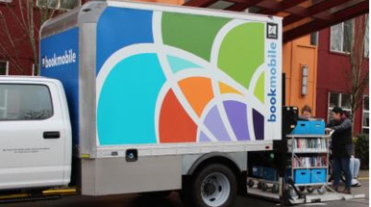 Seattle Public Library Bookmobile at Sandpoint | Seattle Area Family ...