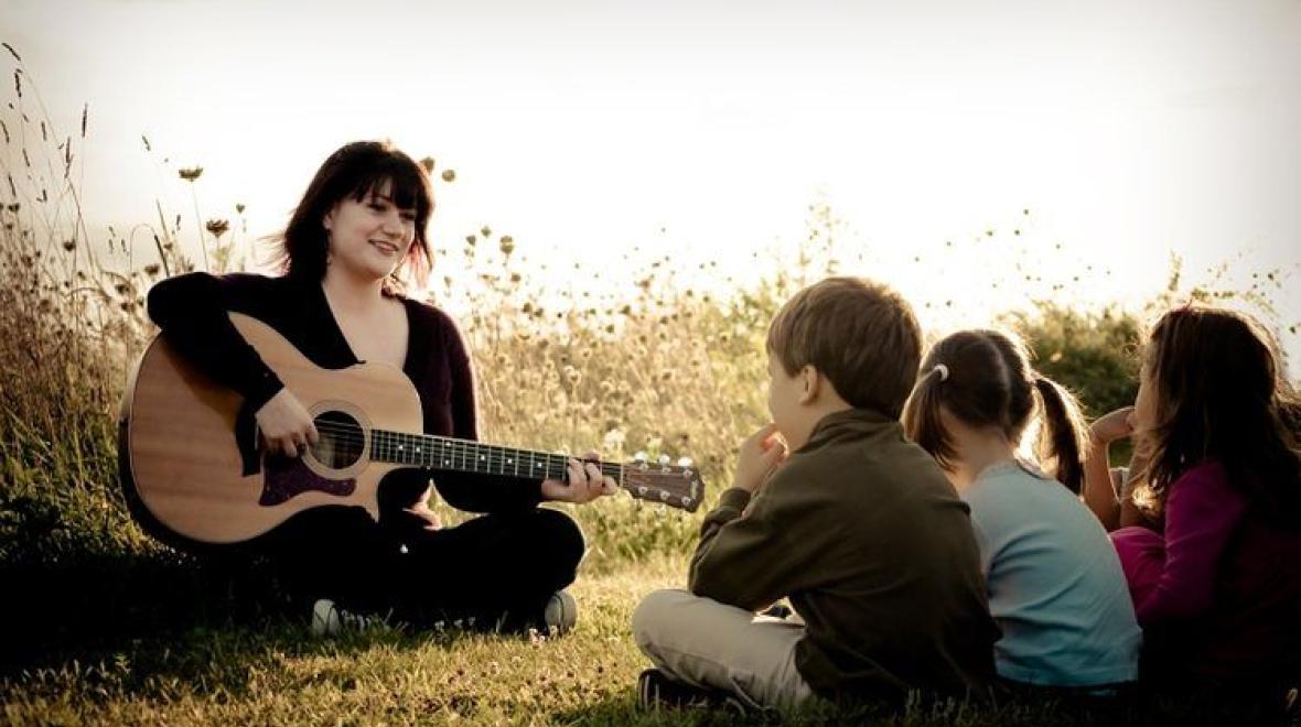 Charlie Hope Music Concert at the Black Diamond Library | Seattle Area ...