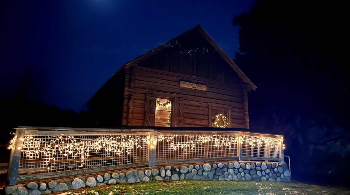 Holiday Barn Lighting | Seattle Area Family Fun Calendar | ParentMap