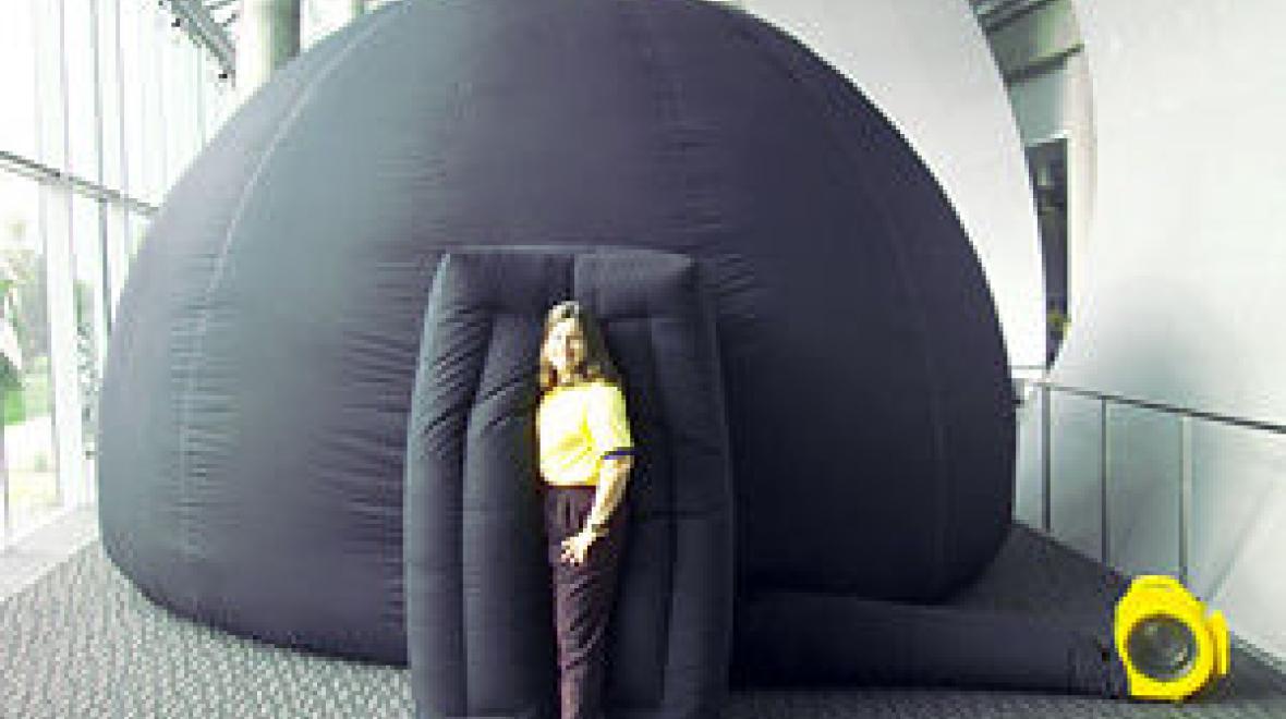 Portable Planetarium with the Museum of Flight at the Kent Library ...