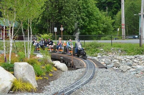 Free Miniature Train Rides | Seattle Area Family Fun Calendar | ParentMap