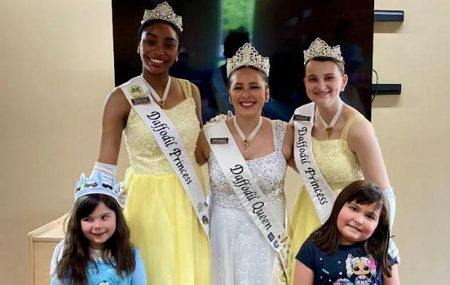 Read with a Daffodil Princess at the Milton/Edgewood Library | Seattle ...