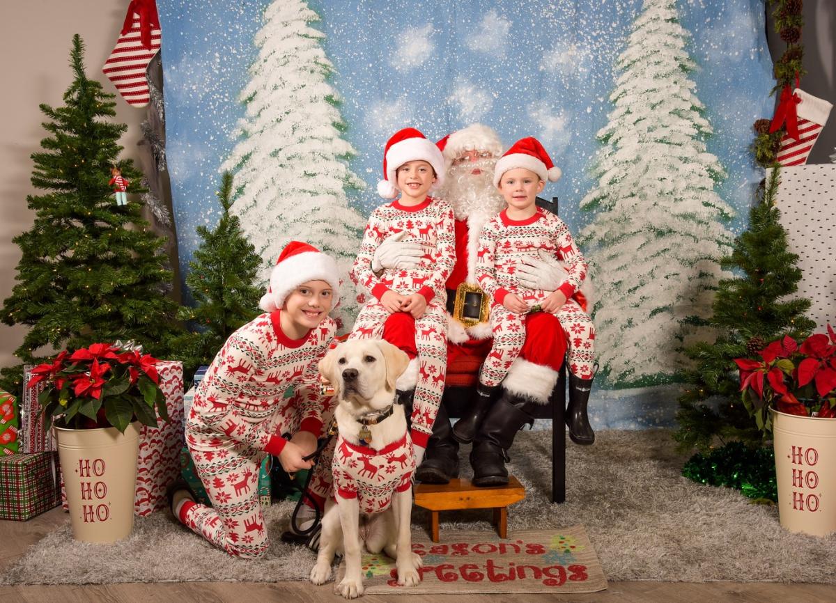 16th Annual Magnolia Santa Photos | Seattle Area Family Fun Calendar ...