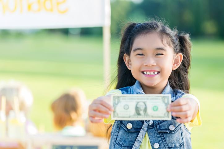 6 Lessons to Teach Your Kids About Money | ParentMap