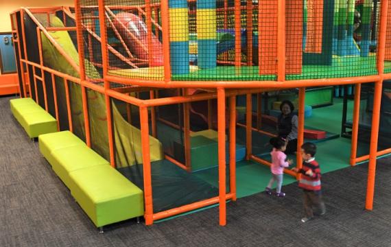 5 Ways to Help Kids Fall in Love with Books | ParentMap