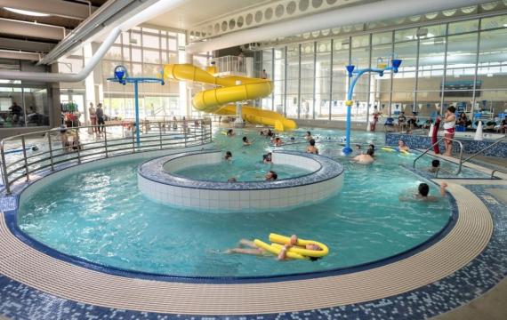 Burien With Kids: Fountain, Books and the Beach | ParentMap