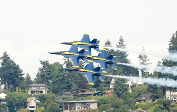 Wings Over Washington Takes Flight at Pier 57 in Seattle | ParentMap