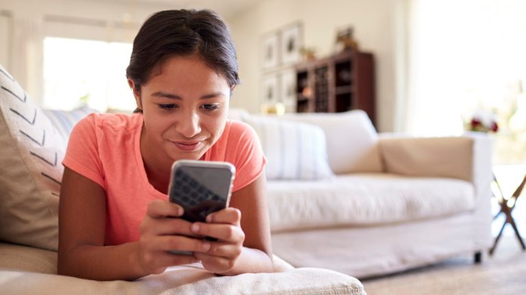 16 Positive and Inspiring Instagram Accounts for Your Teen to Follow